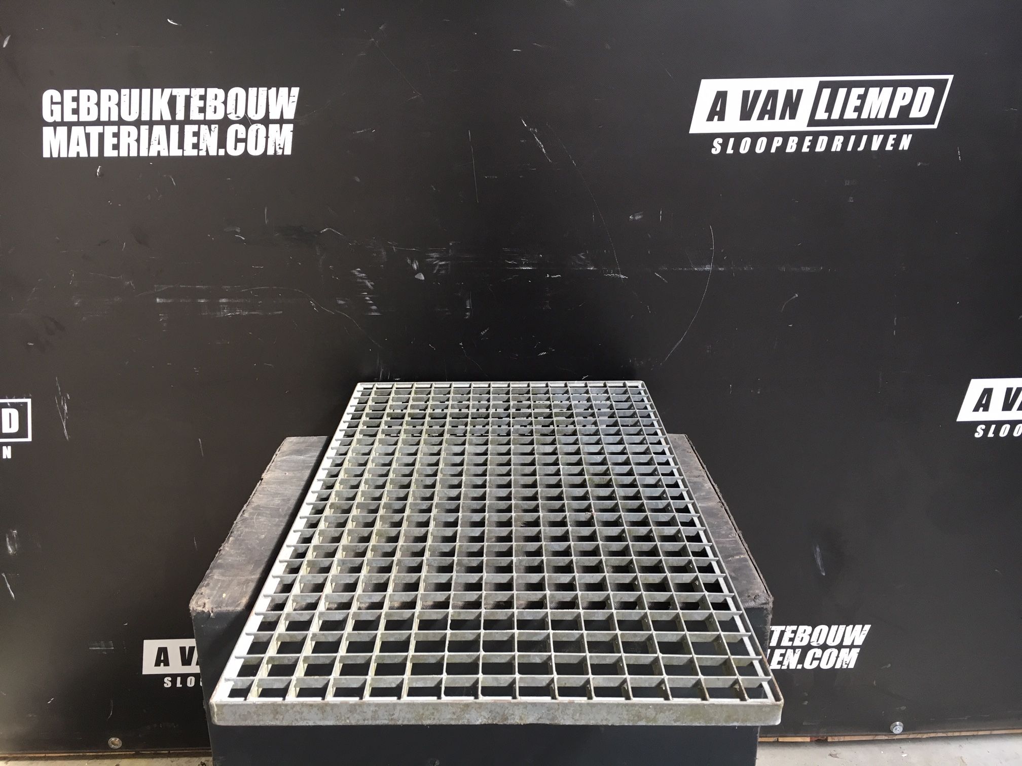 Gebruikte Stalen Roosters | Gebruiktebouwmaterialen.com